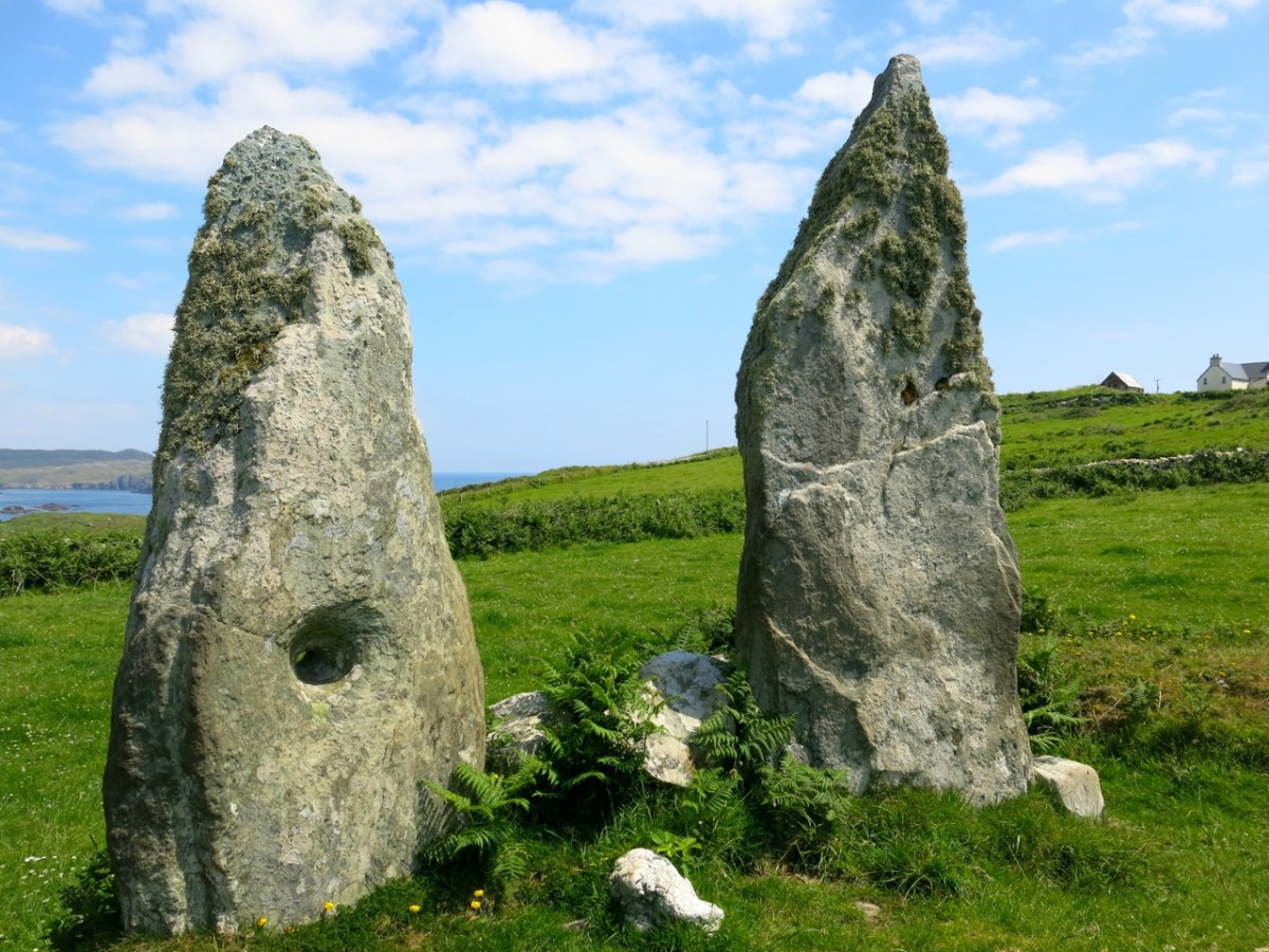 Marriage stones Cape Clear | Roaringwater Journal