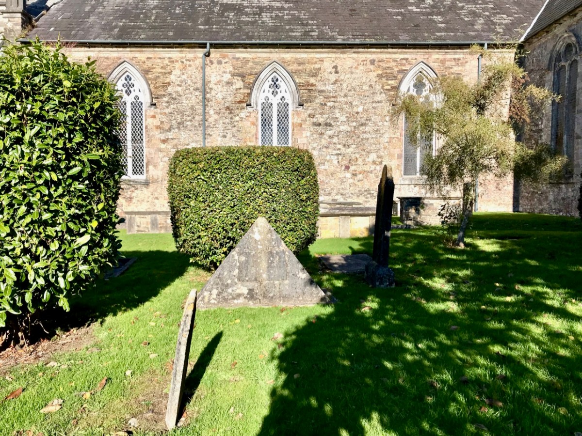 Off the M8 – Lismore Quest | Roaringwater Journal