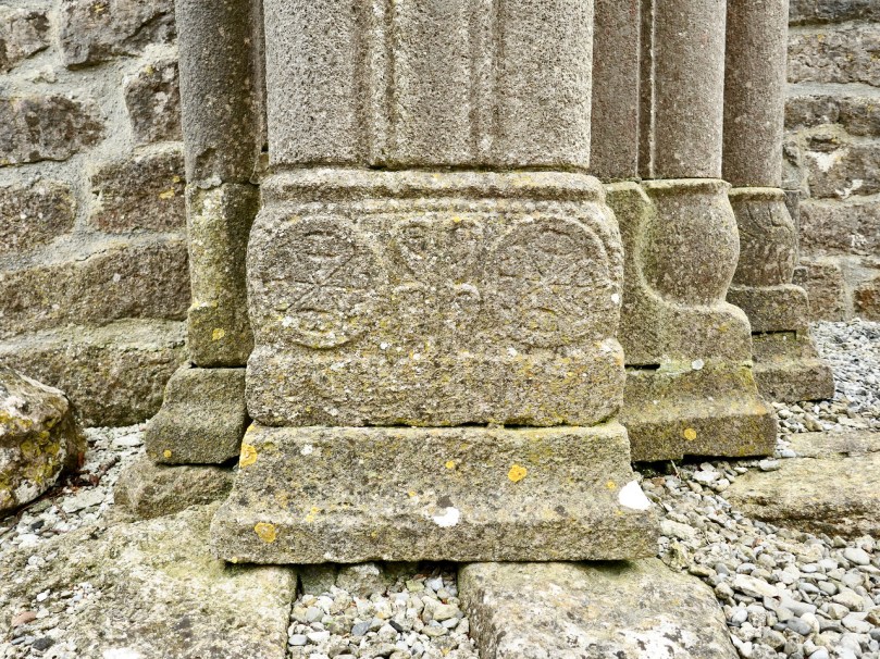 Irish Romanesque 4: The Nuns’ Church at Clonmacnoise | Roaringwater Journal