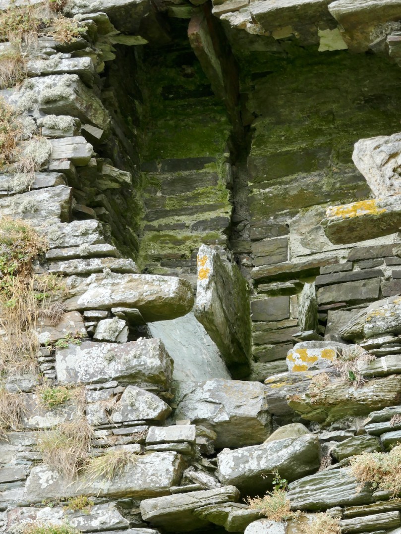 Dunmanus Castle | Roaringwater Journal