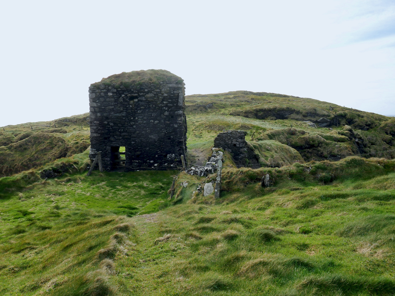 Dunworley Promontory Fort – A Bit Of A Stunner | Roaringwater Journal